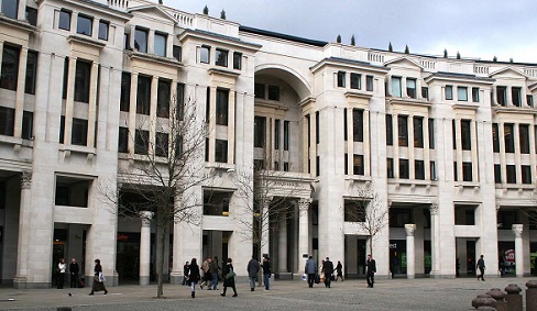 Deals: Phoenix Group Buying Sun Life